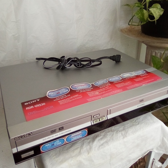 Sony | Media | Sony Silver Dvd To Vhs Recorder And Player Easy ...